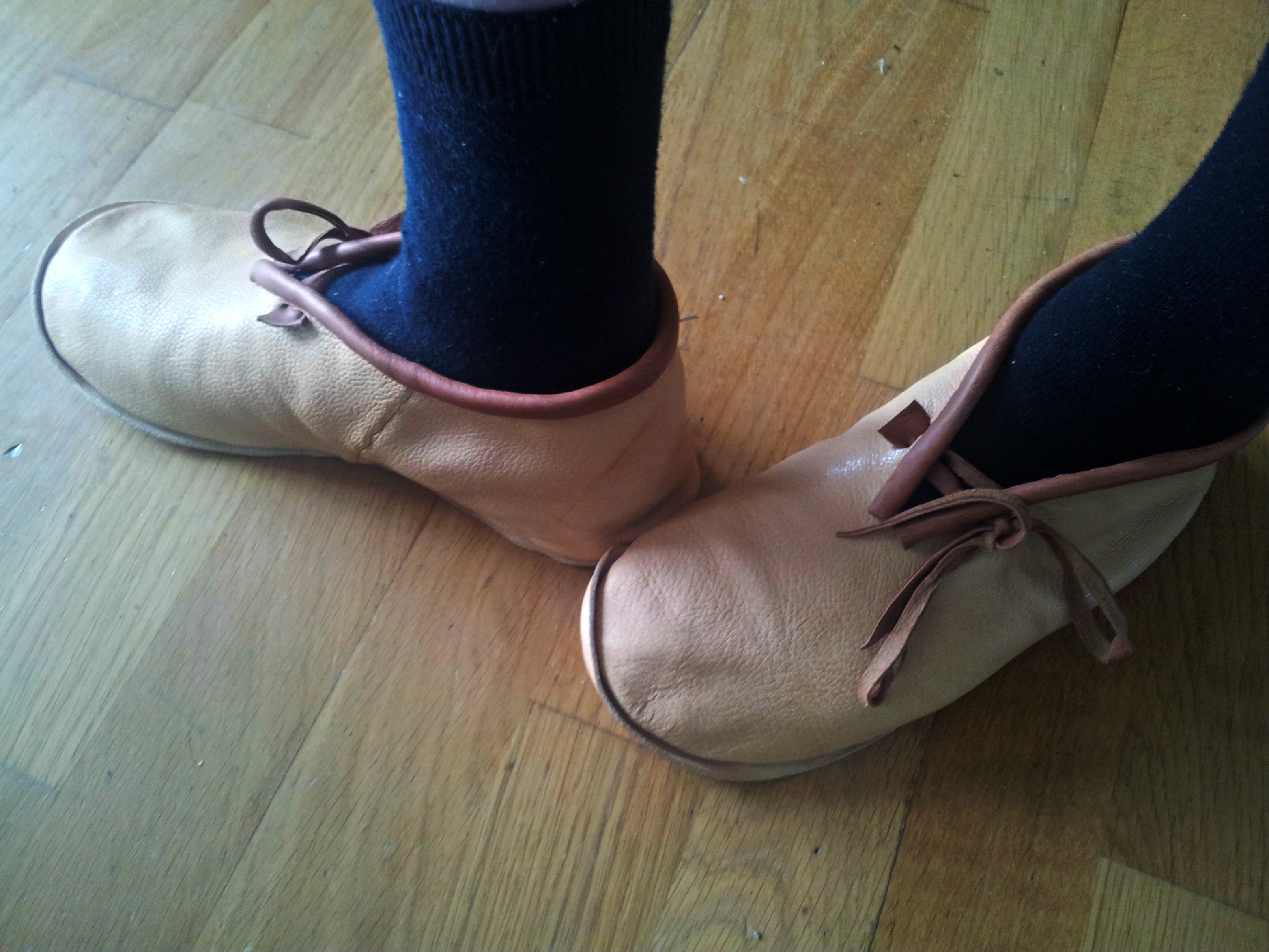 Flere middelaldersko og nye prosjekter for sommeren / New shoes and ...
